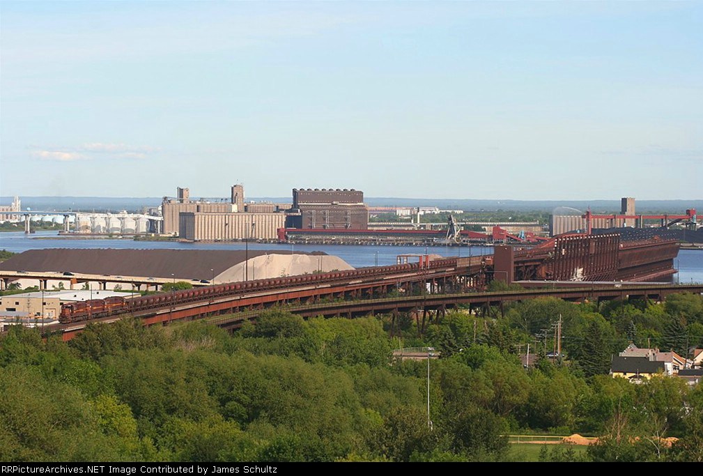 DM&IR SD38-2s and the Ore docks